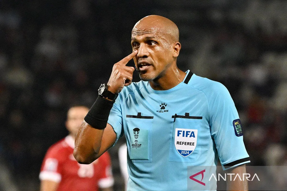 Sistem Informasi Dan The 2 Magic Of VAR Di Sepak Bola - Universitas ...