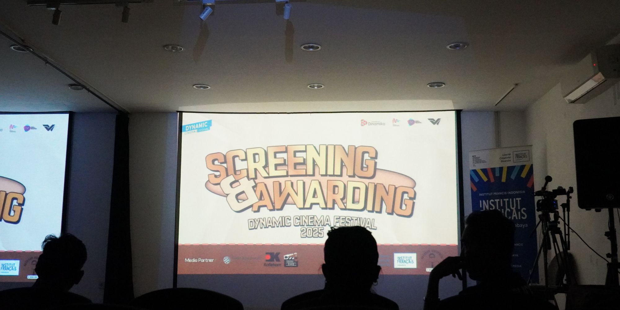 GATE - Universitas Dinamika Surabaya